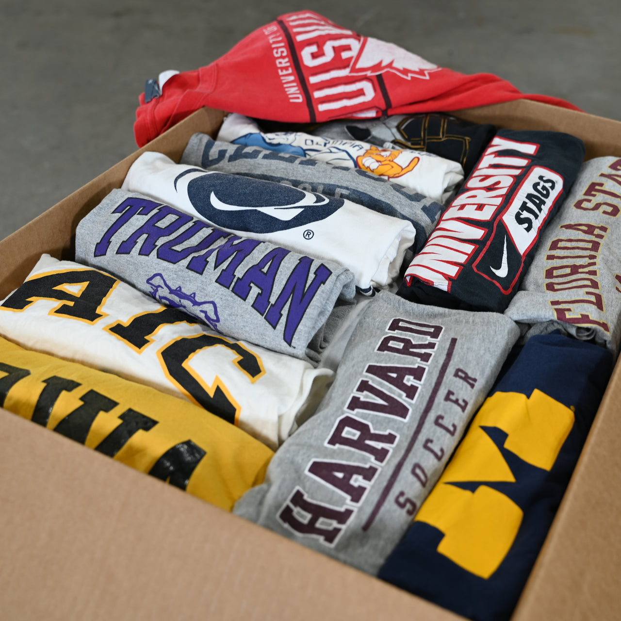 Wholesale College & University T-Shirts — THRIFT VINTAGE